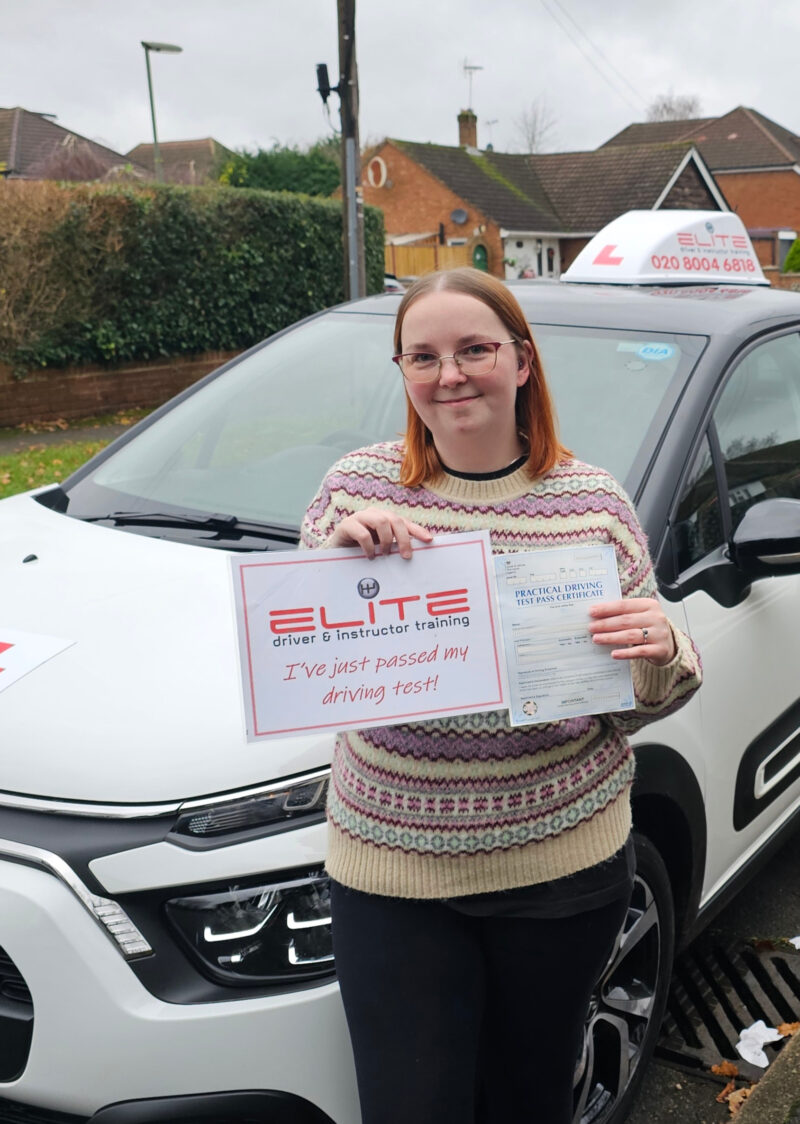 ELITE Driving School – Automatic and Manual driving lessons